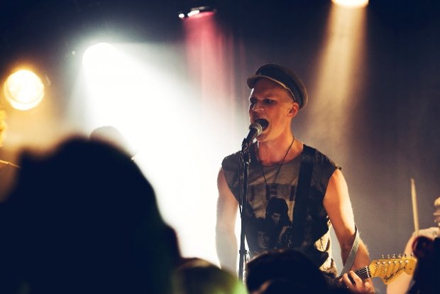 Laura Dammert - Kuviteltu todellisuus